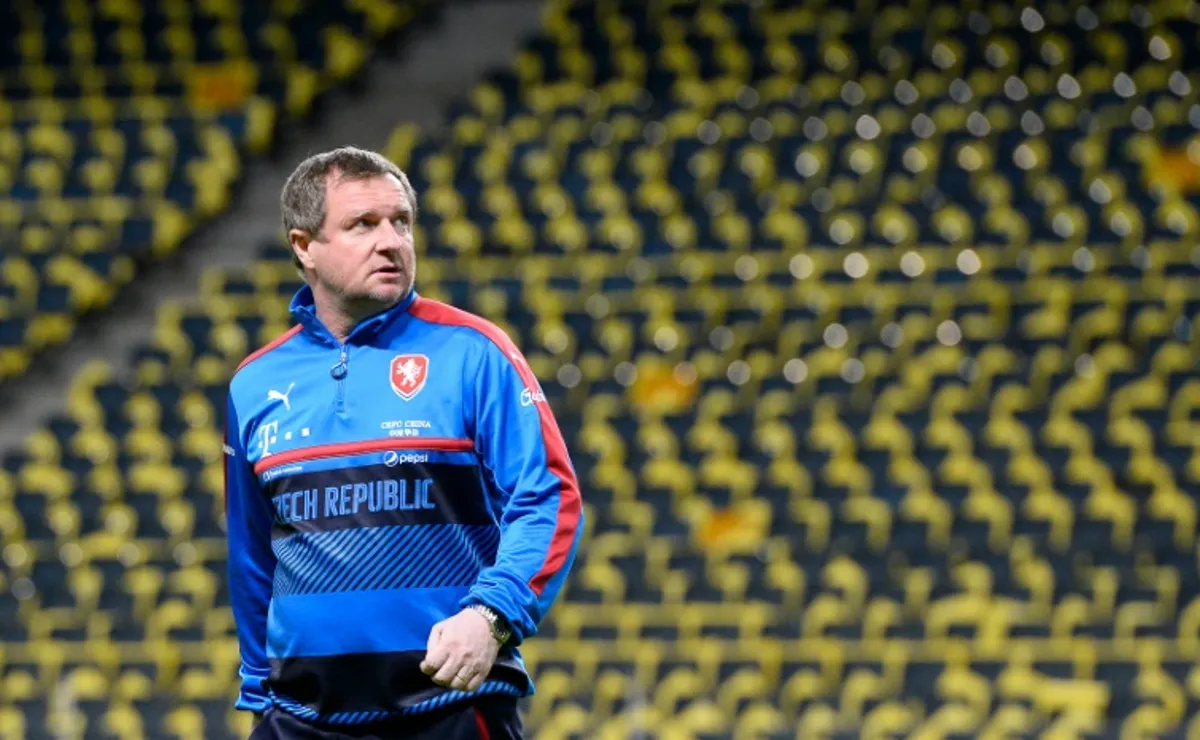 First-timer Vrba eyes Euro 2016 surprise with Czech Republic - World ...