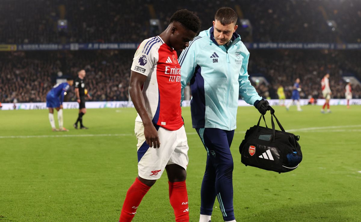Bukayo Saka came off injured in Chelsea vs Arsenal match and concerns ...