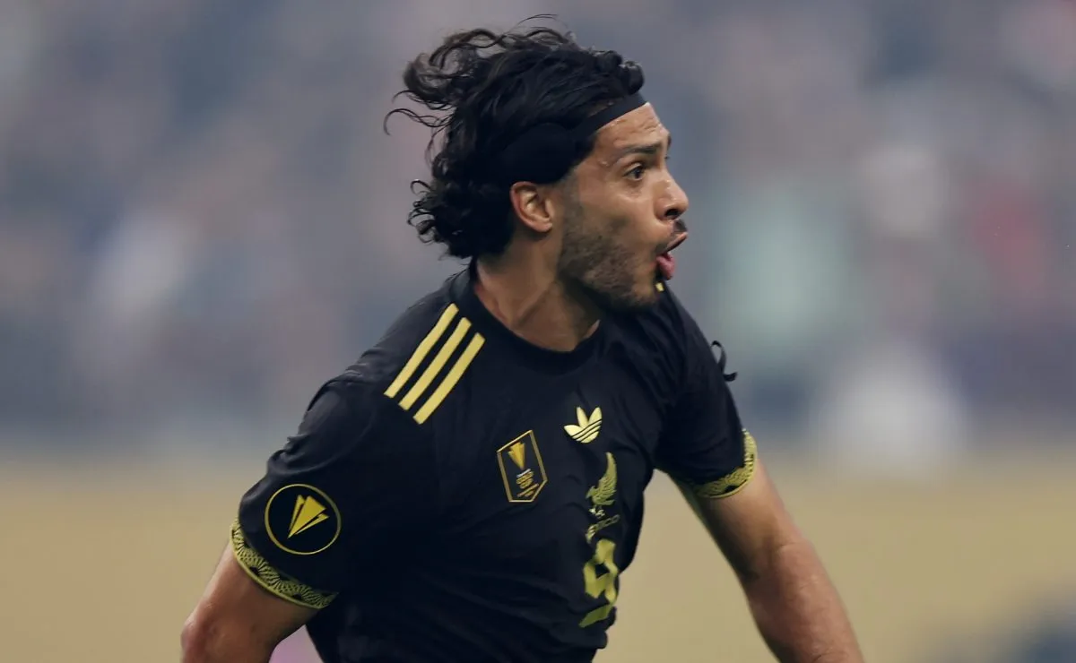 Video: Raul Jimenez replicates Diogo Jota’s celebration in tribute ...