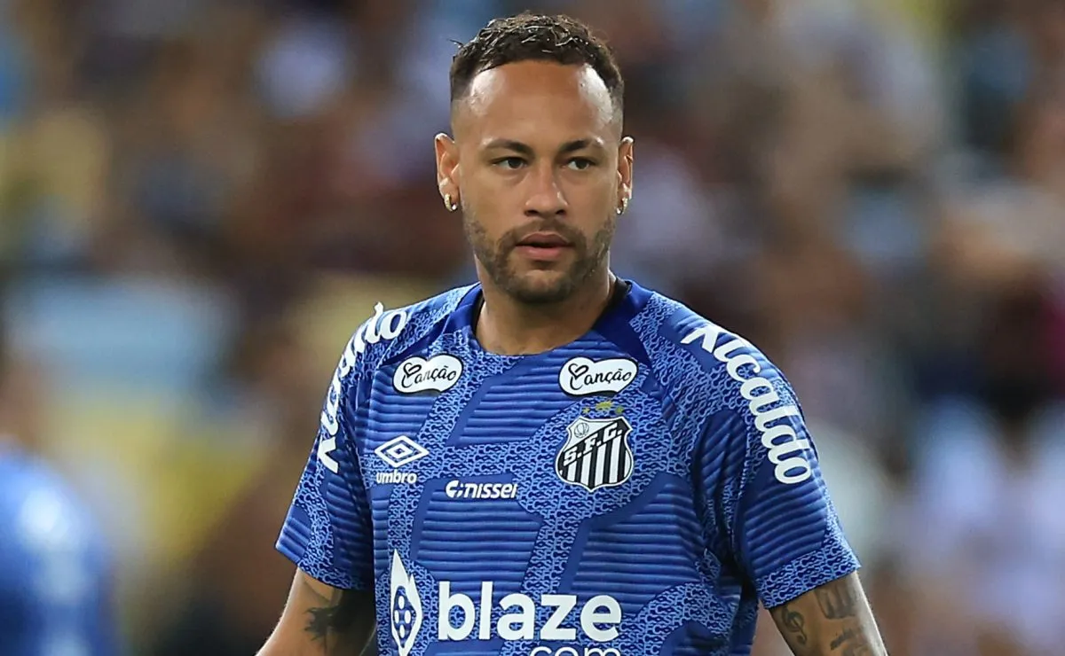 Santos coach reveals plans for Neymar’s return to the pitch against ...