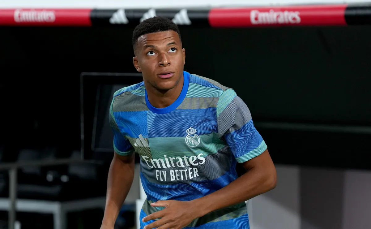 Mbappé speaks out on Instagram after his goal was ruled offside - World ...