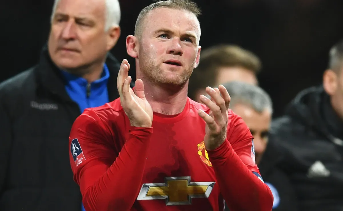 Man United legend Wayne Rooney praises a new signing in Ruben Amorim’s ...