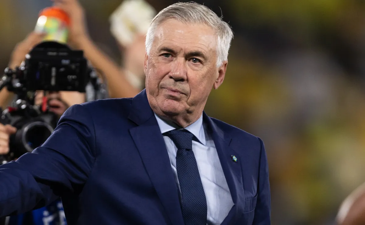 Carlo Ancelotti names his all-time starting lineup of the greatest ...