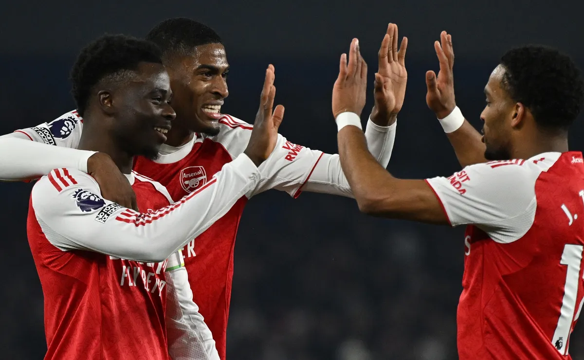 Arsenal secure fourth Premier League title: When did they last lift the ...